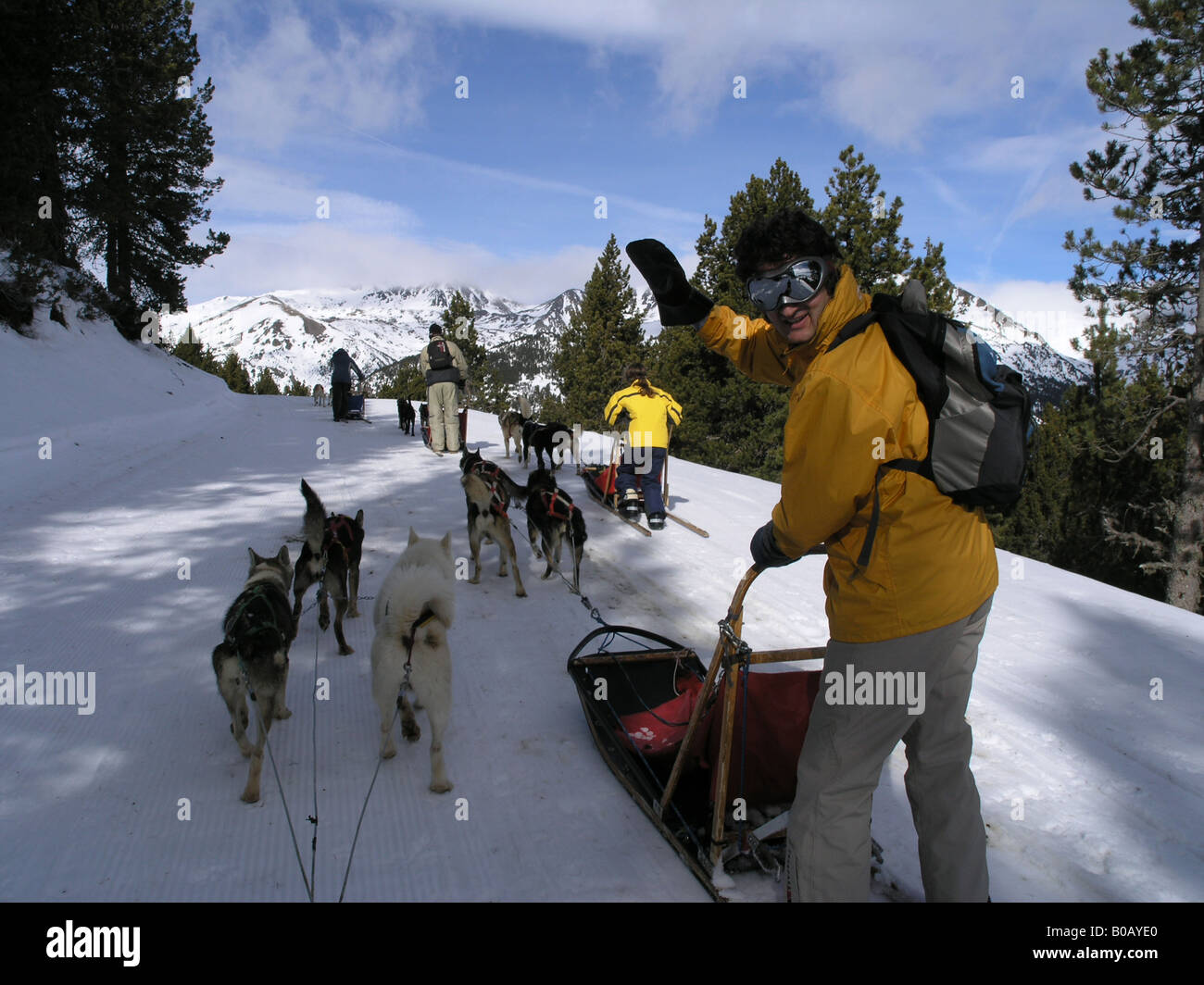 Dogsled races hi-res stock photography and images - Alamy