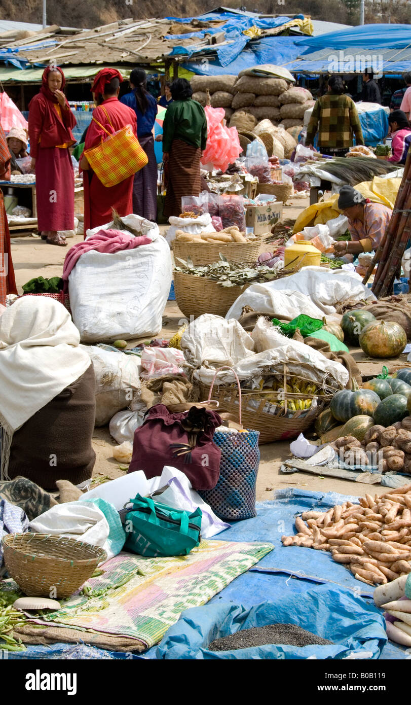 Thimphu Weekend Market, Bhutan Stock Photo - Alamy