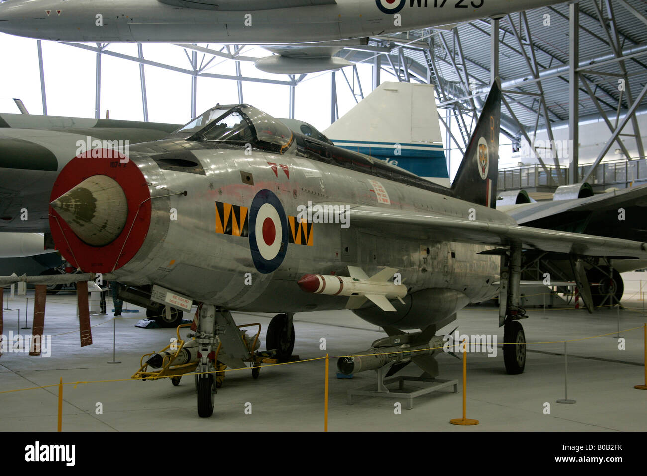 Raf lightning vulcan 1960s aircraft hi-res stock photography and images ...