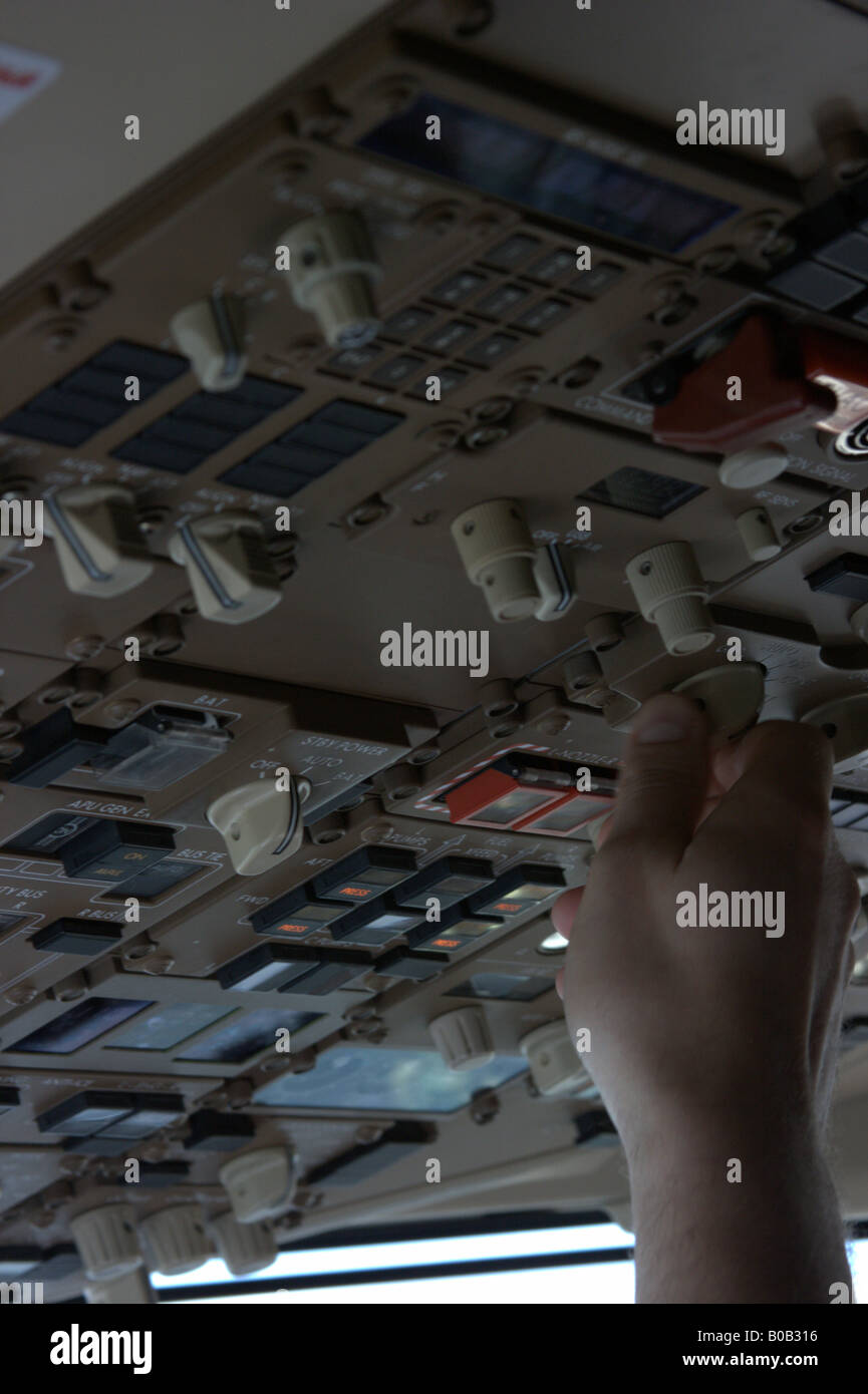 Boeing 767 interior hi-res stock photography and images - Alamy