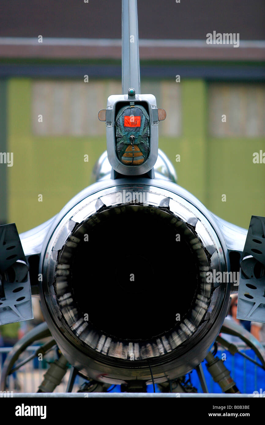 Nuclear powered engine hi-res stock photography and images - Alamy