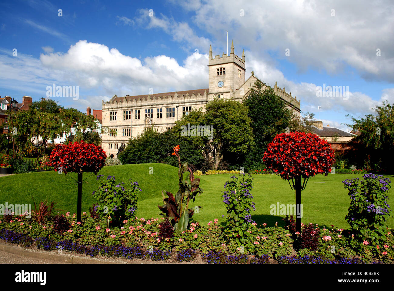Floral display at Shrewsbury Library, Shropshire, England Stock Photo ...