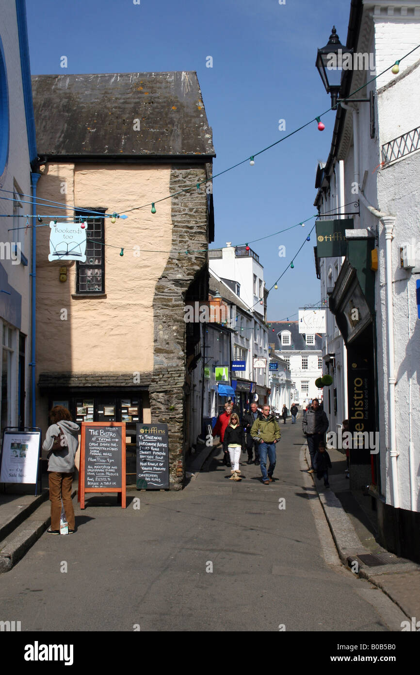 FORE STREET. FOWEY. CORNWALL. UK Stock Photo - Alamy