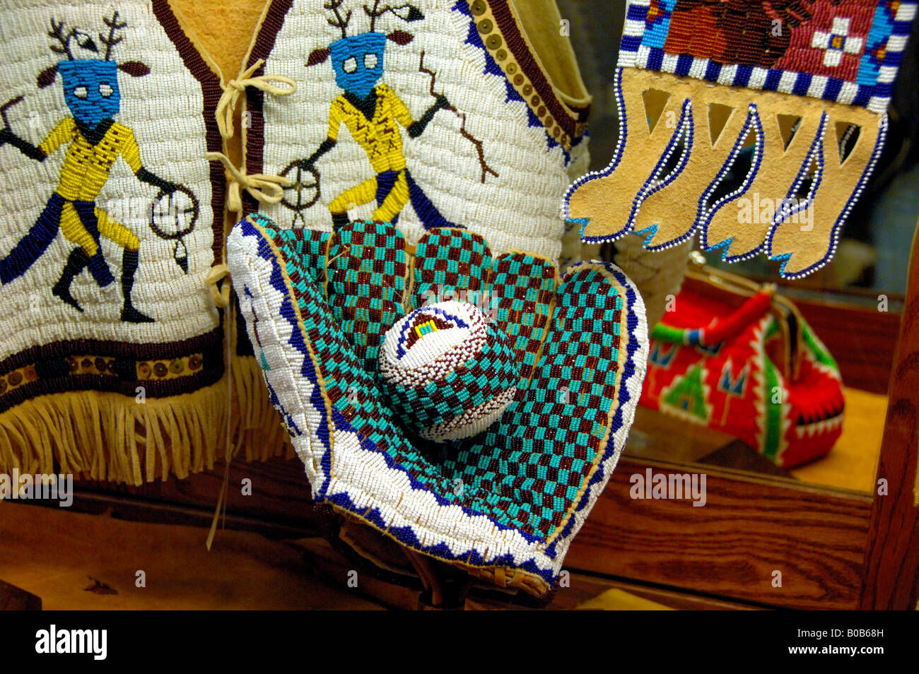 Beadwork sioux hi-res stock photography and images - Alamy