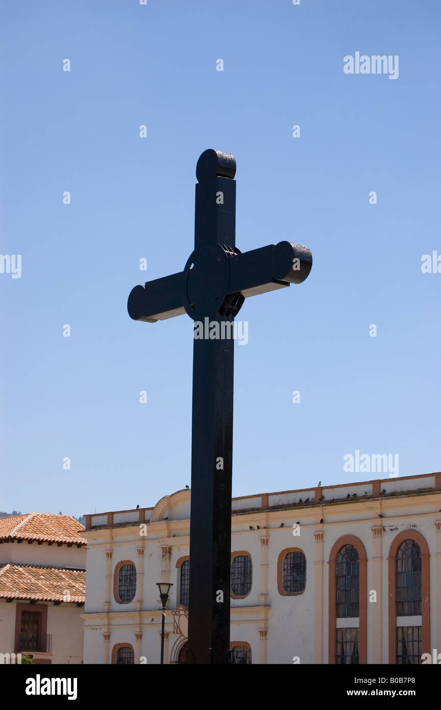 Mexican Plaza Christian Cross Stock Photo - Alamy