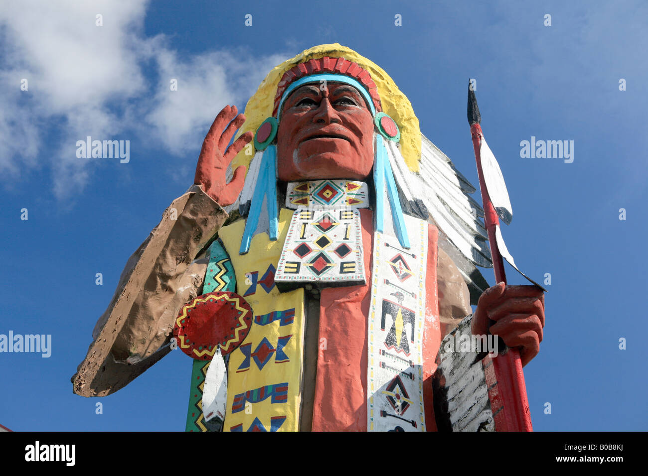 Statue of Native American in costume at the Big Indian Shop Mohawk ...