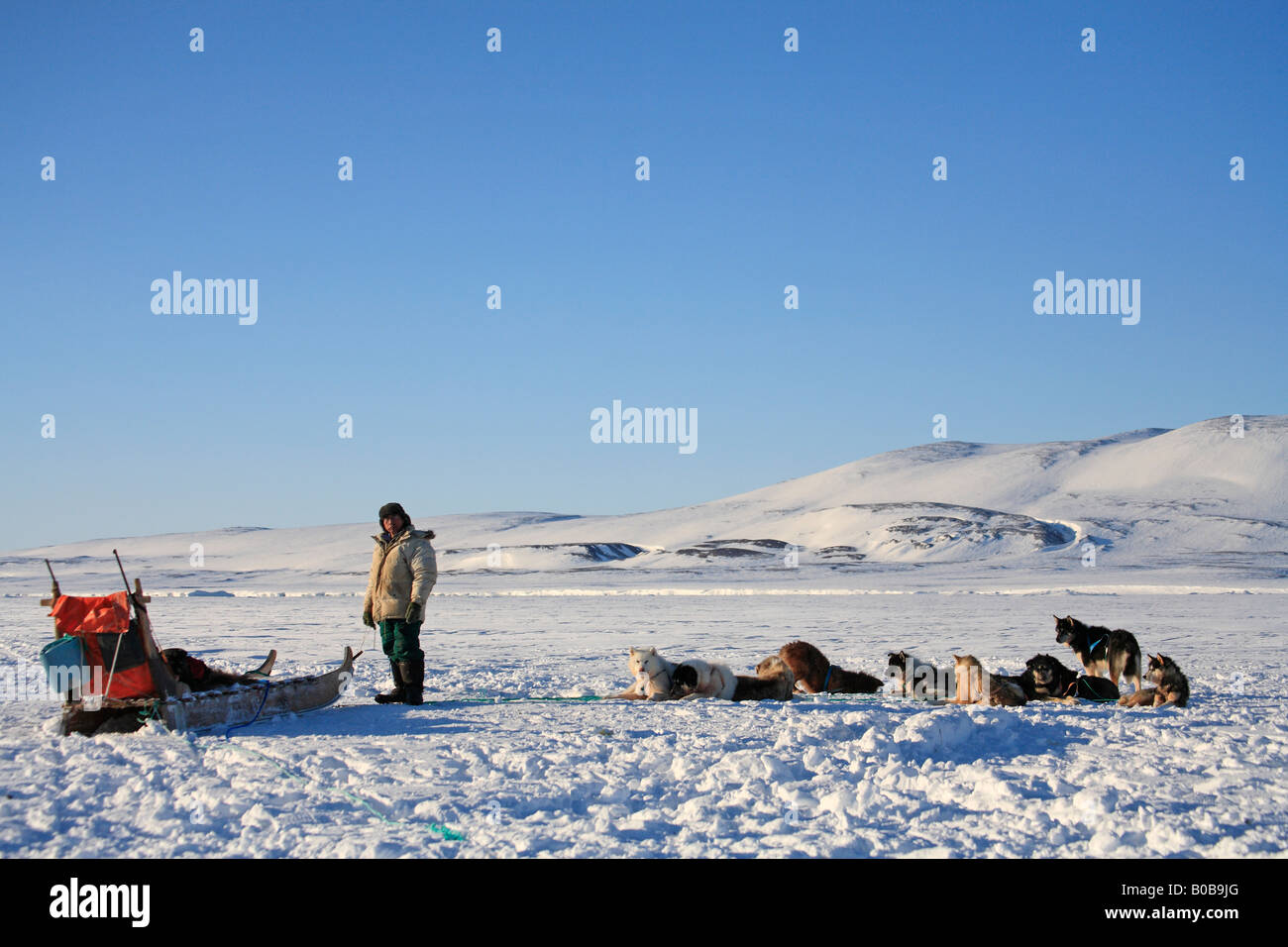 Innuit greenland hi-res stock photography and images - Alamy