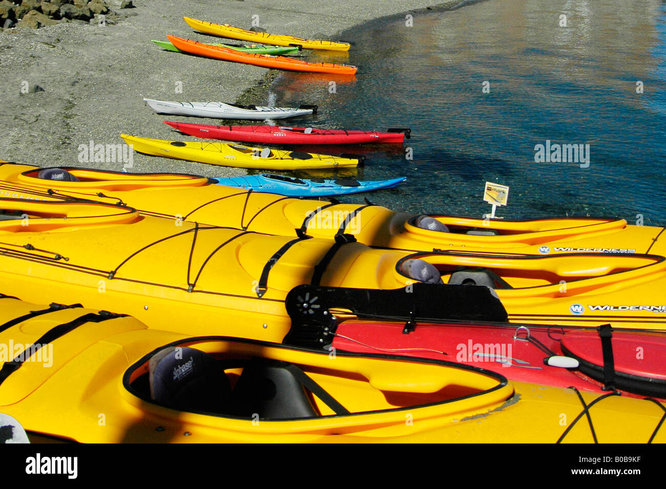 Horizontal seattle waterfront park hi-res stock photography and images ...