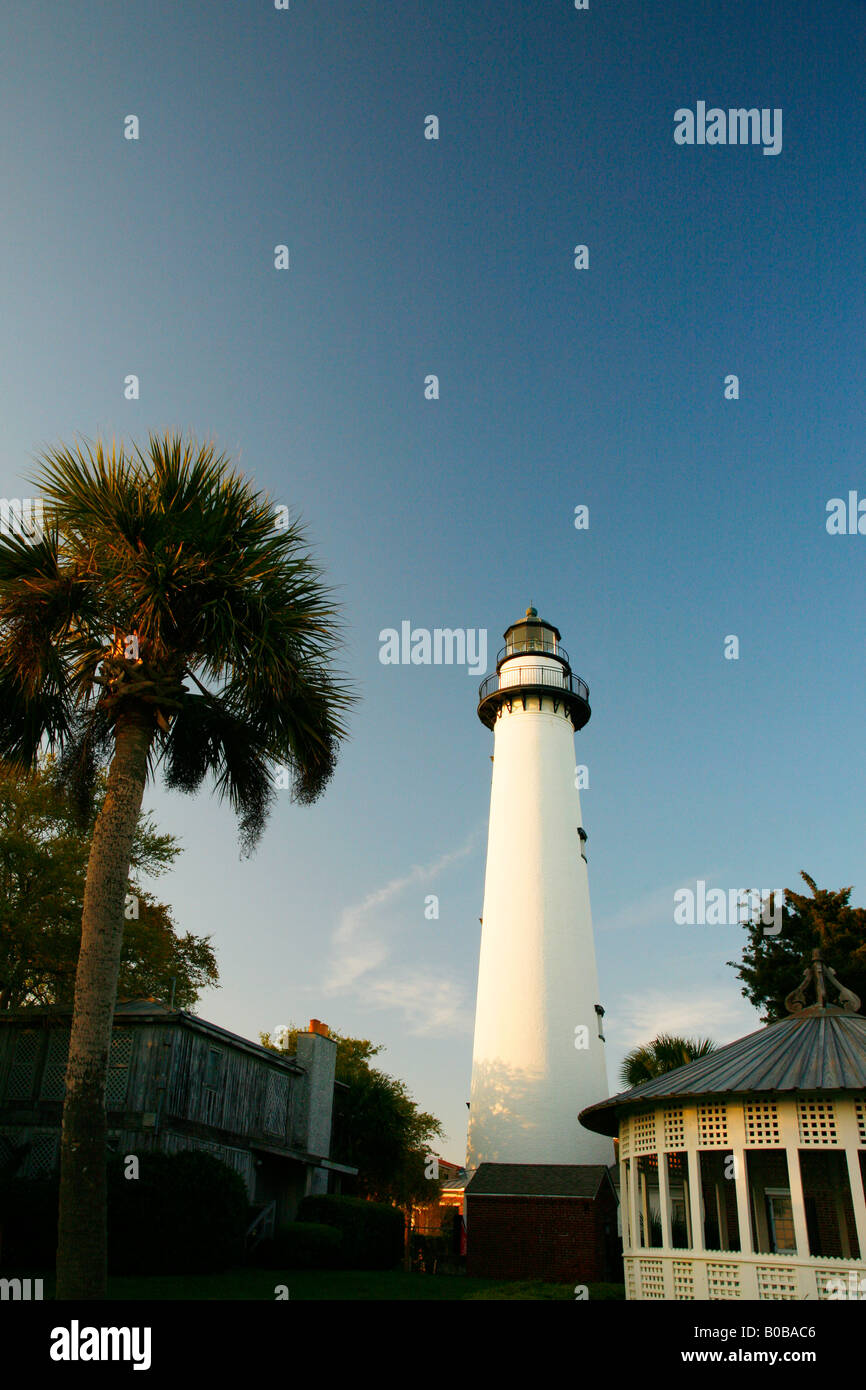 Saint Simon's Lighthouse, St. Simons Island, Georgia Stock Photo - Alamy