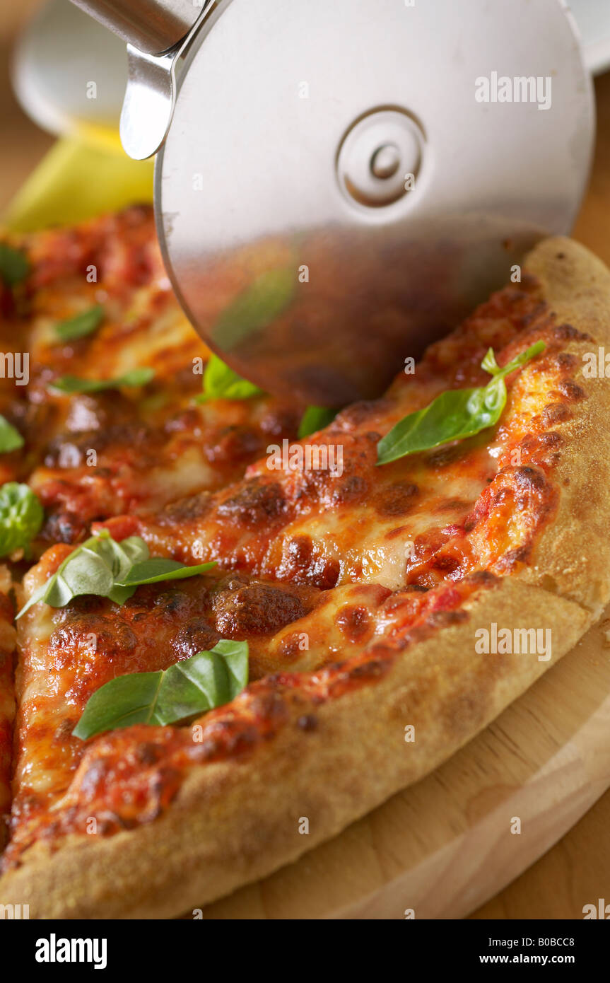 Margarita pizza hi-res stock photography and images - Alamy