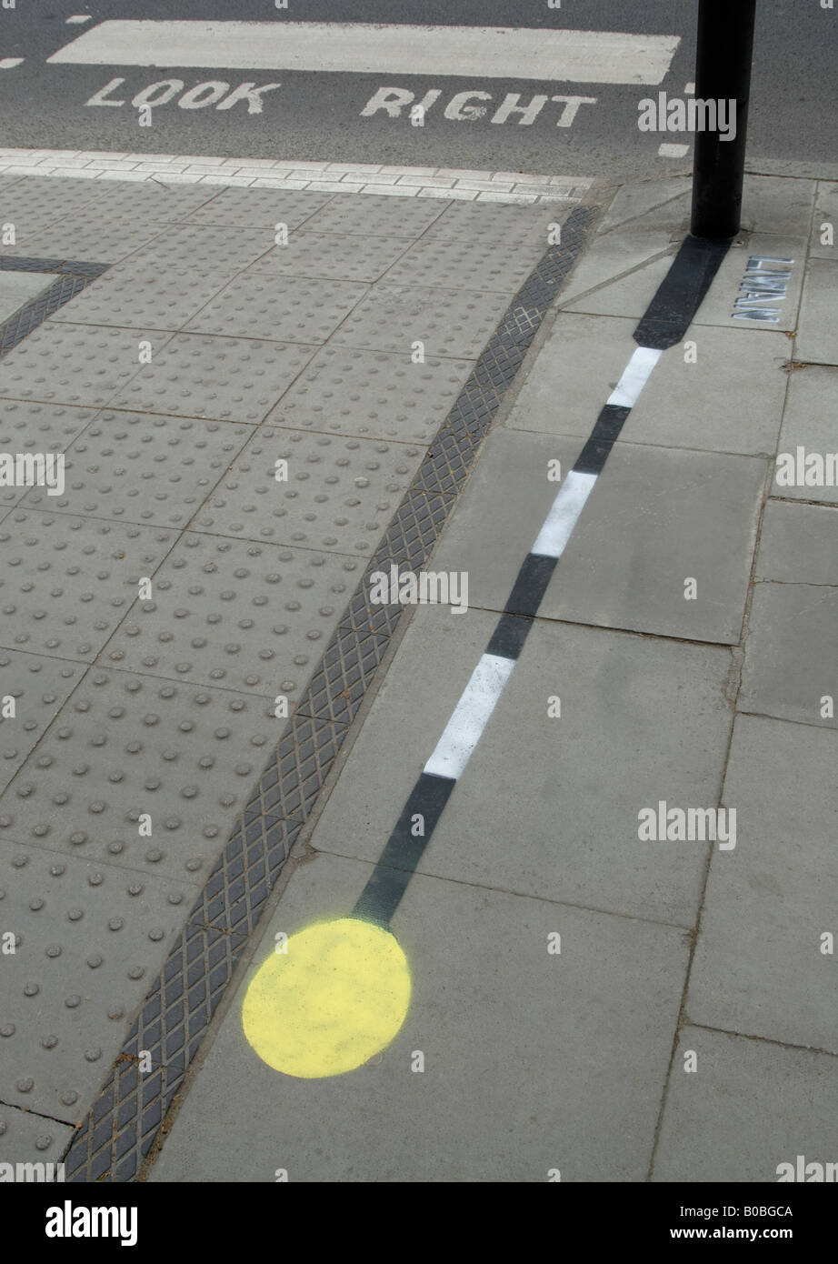 Pavement street light hi-res stock photography and images - Alamy