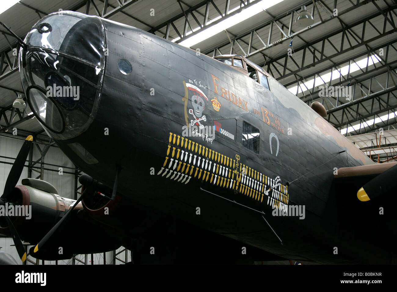RAF HALIFAX WW2 BOMBER AIRCRAFT ELVINGTON MUSEUM Stock Photo - Alamy