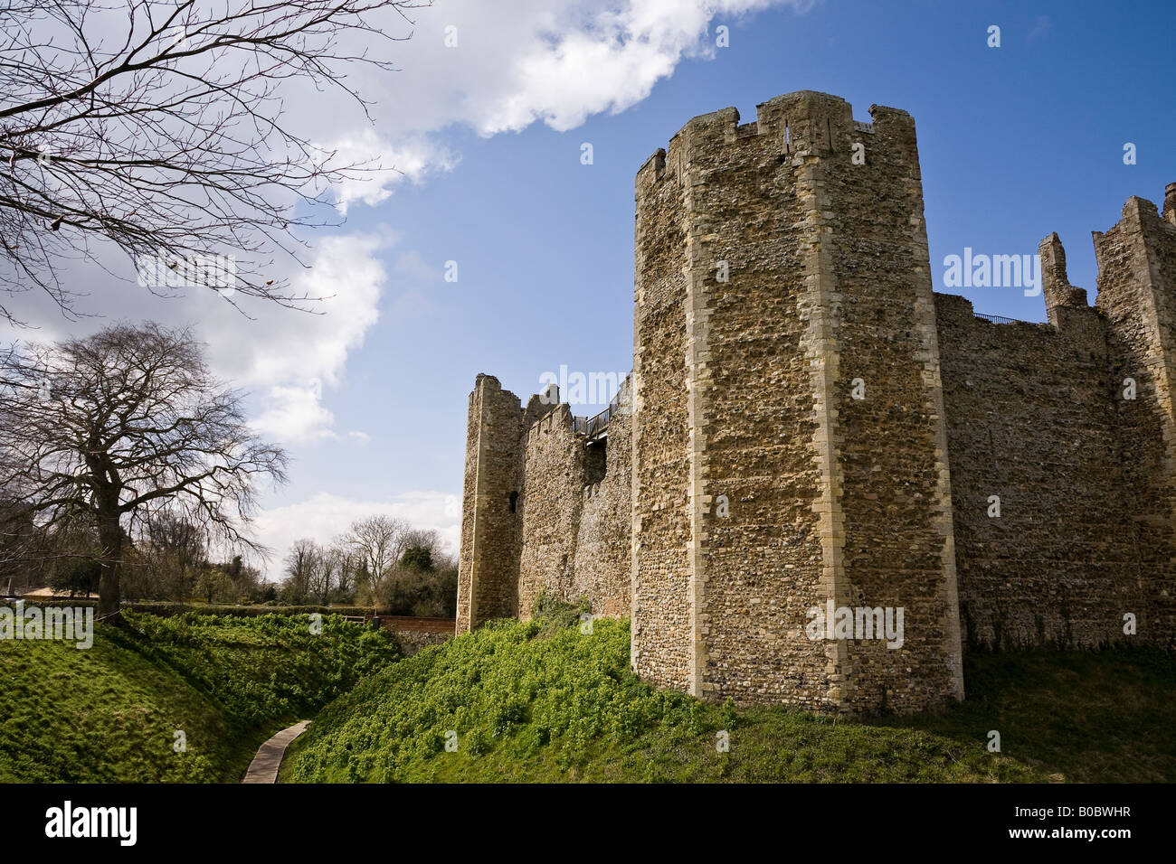 Framlingham castle hi-res stock photography and images - Alamy