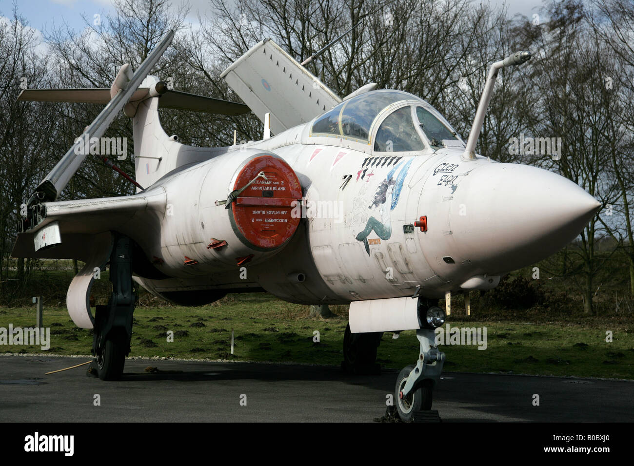 Raf buccaneer gulf war jet hi-res stock photography and images - Alamy