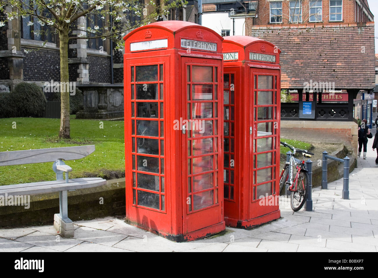 Red telephone box - Traditionally British phone box Stock Photo - Alamy