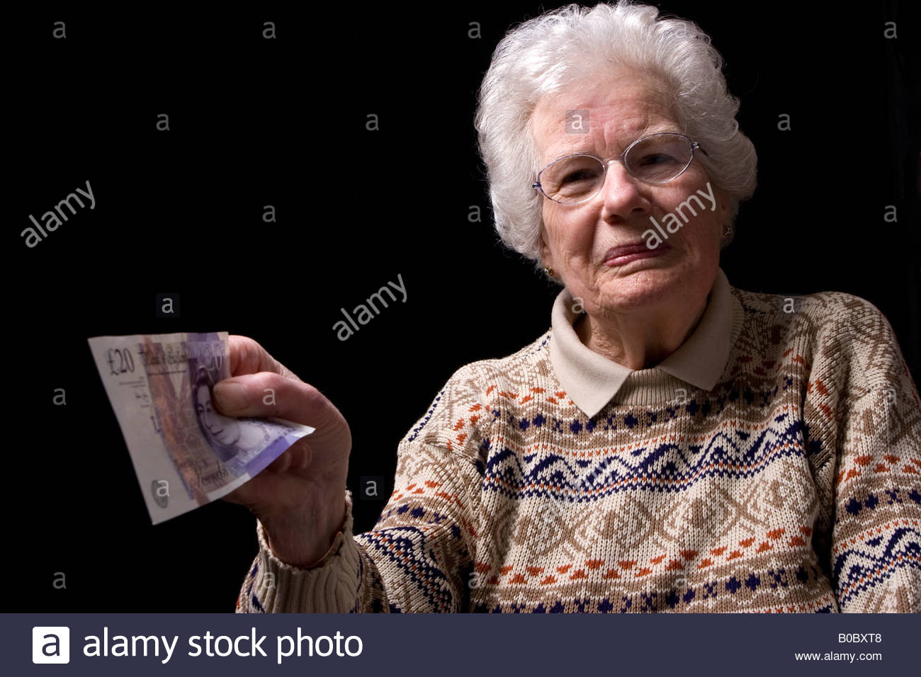 Hand Over Cash High Resolution Stock Photography and Images - Alamy