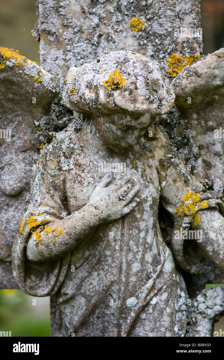Angel leaning on cross hi-res stock photography and images - Alamy