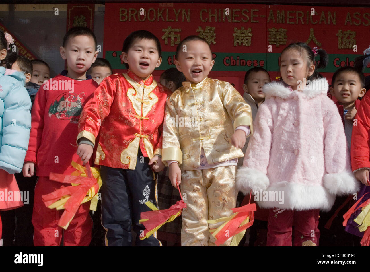 Chinese new year children hi-res stock photography and images - Alamy