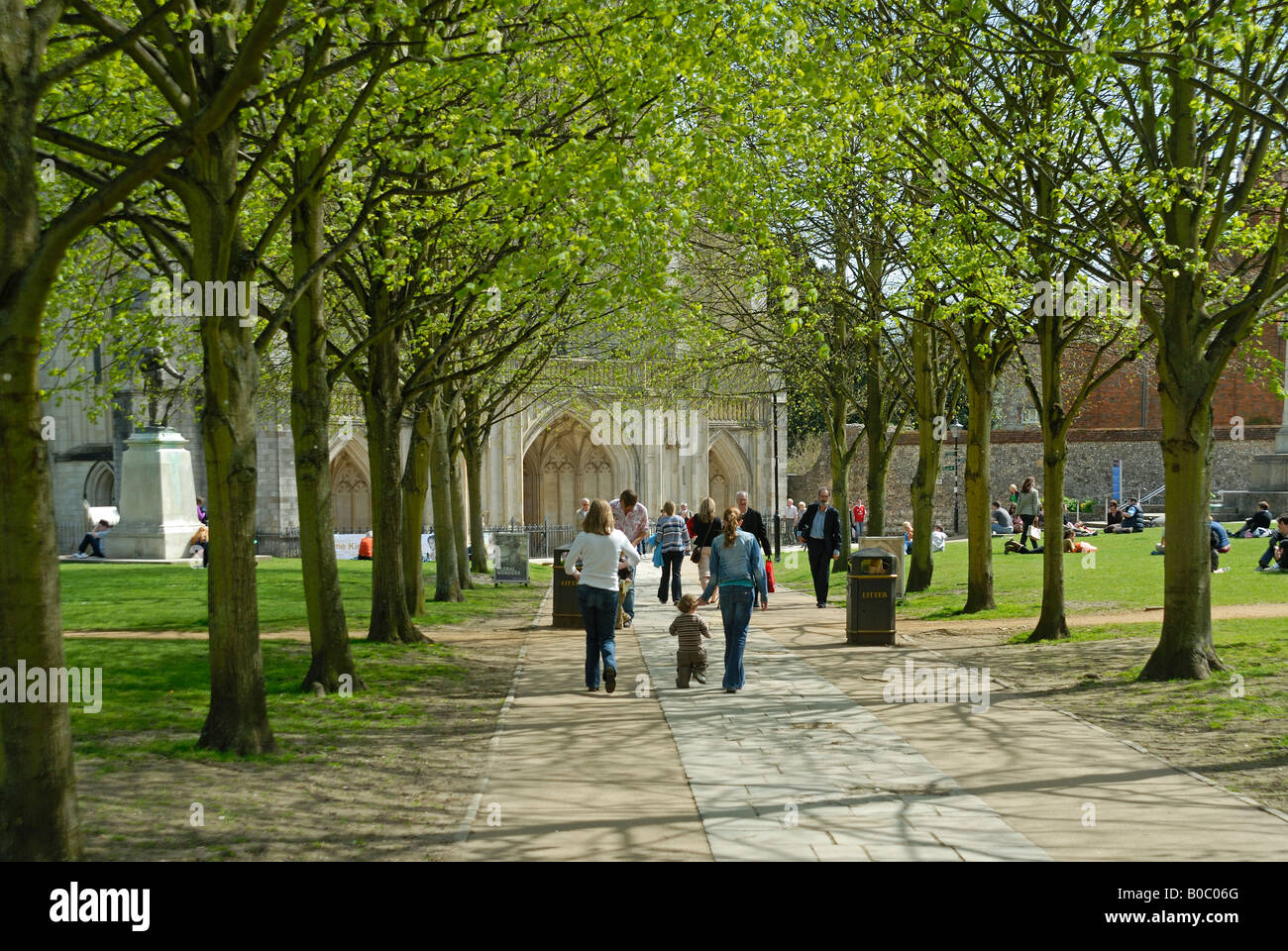Winchester Cathedral grounds Stock Photo - Alamy