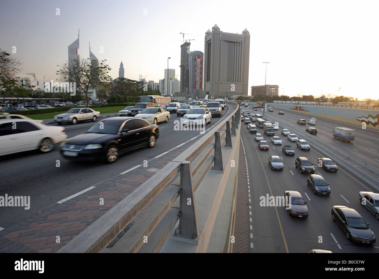 Rush hour on the Sheikh Zayed Road, Dubai, United Arab Emirates Stock ...