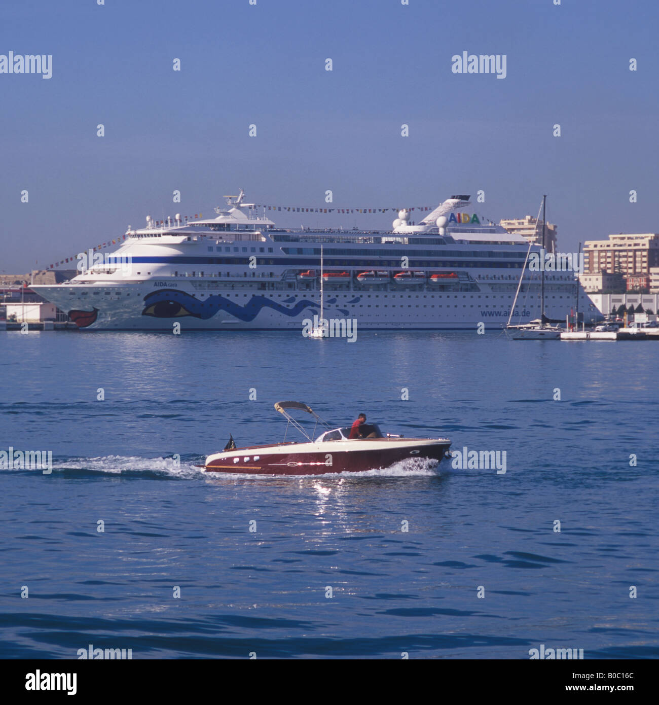 Motor launch boat hi-res stock photography and images - Alamy