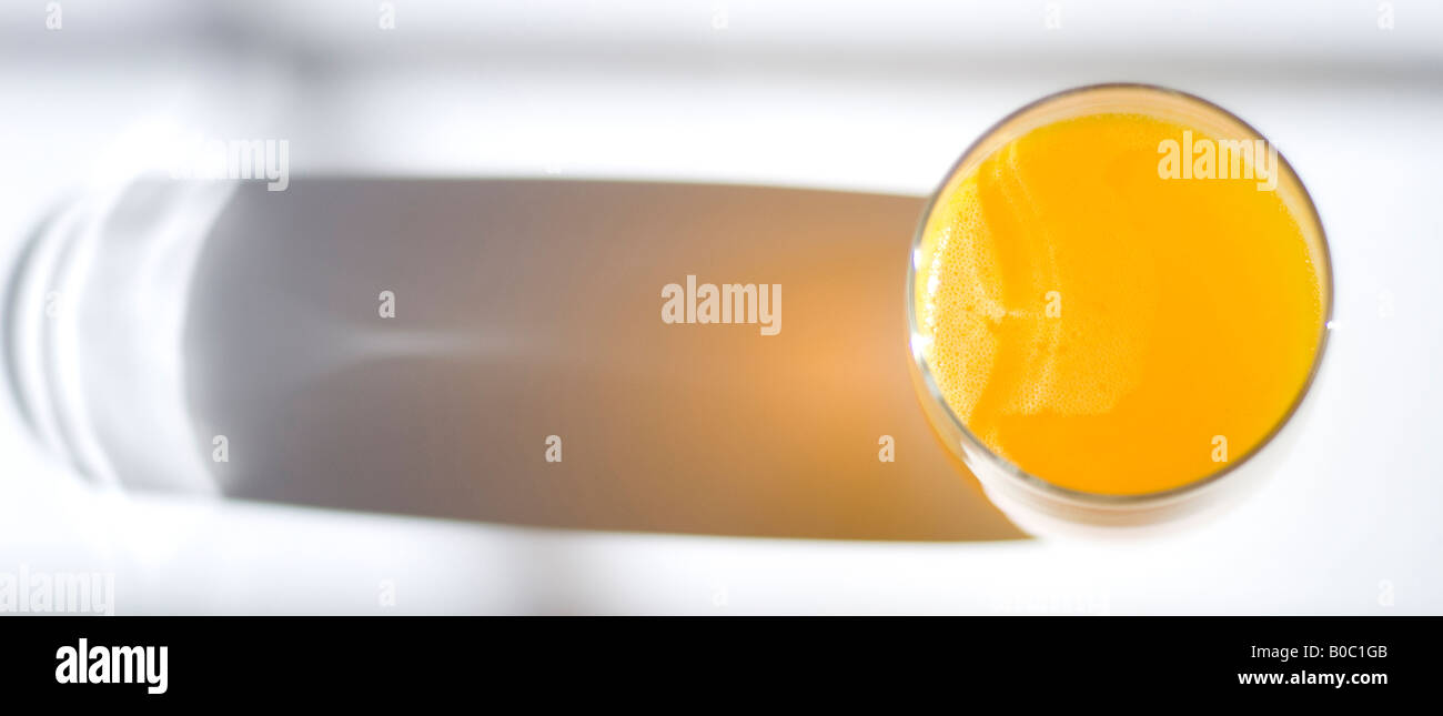 Berocca hi-res stock photography and images - Alamy
