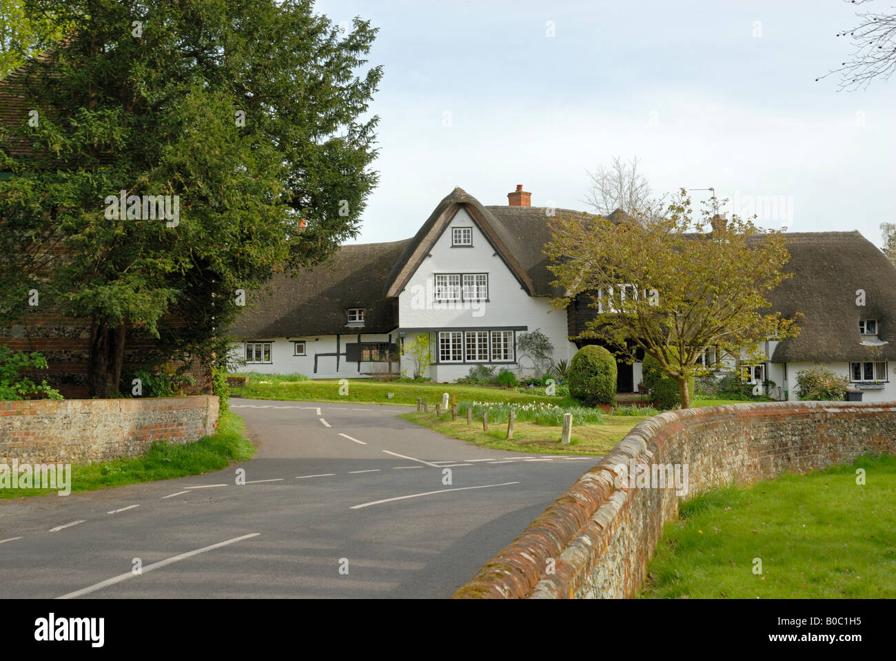 Chilbolton village hi-res stock photography and images - Alamy