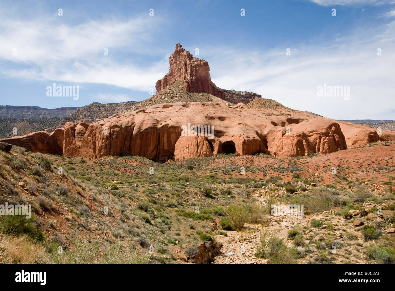 USA - Utah. Geologic formations along Hole-in-the-Rock Road in Grand ...
