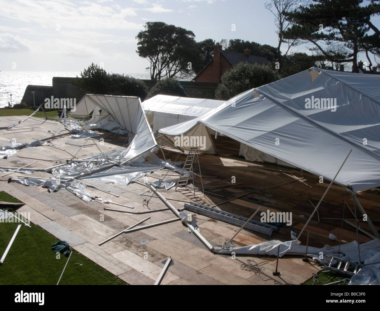 Marquee out side hi-res stock photography and images - Alamy
