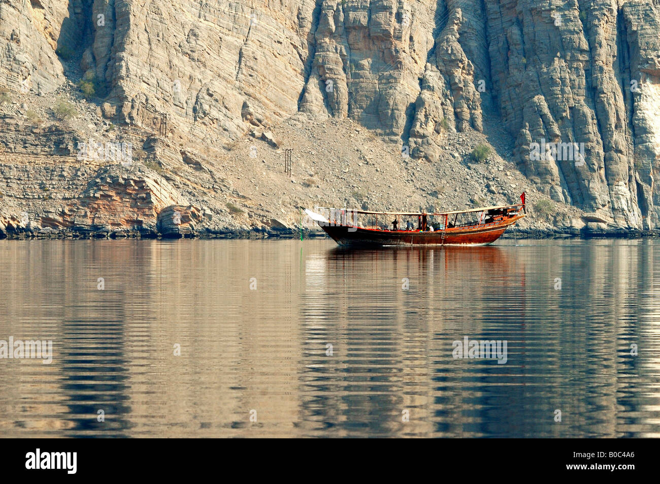 Boat in the fjords of Musandam Sultanate of Oman Stock Photo - Alamy