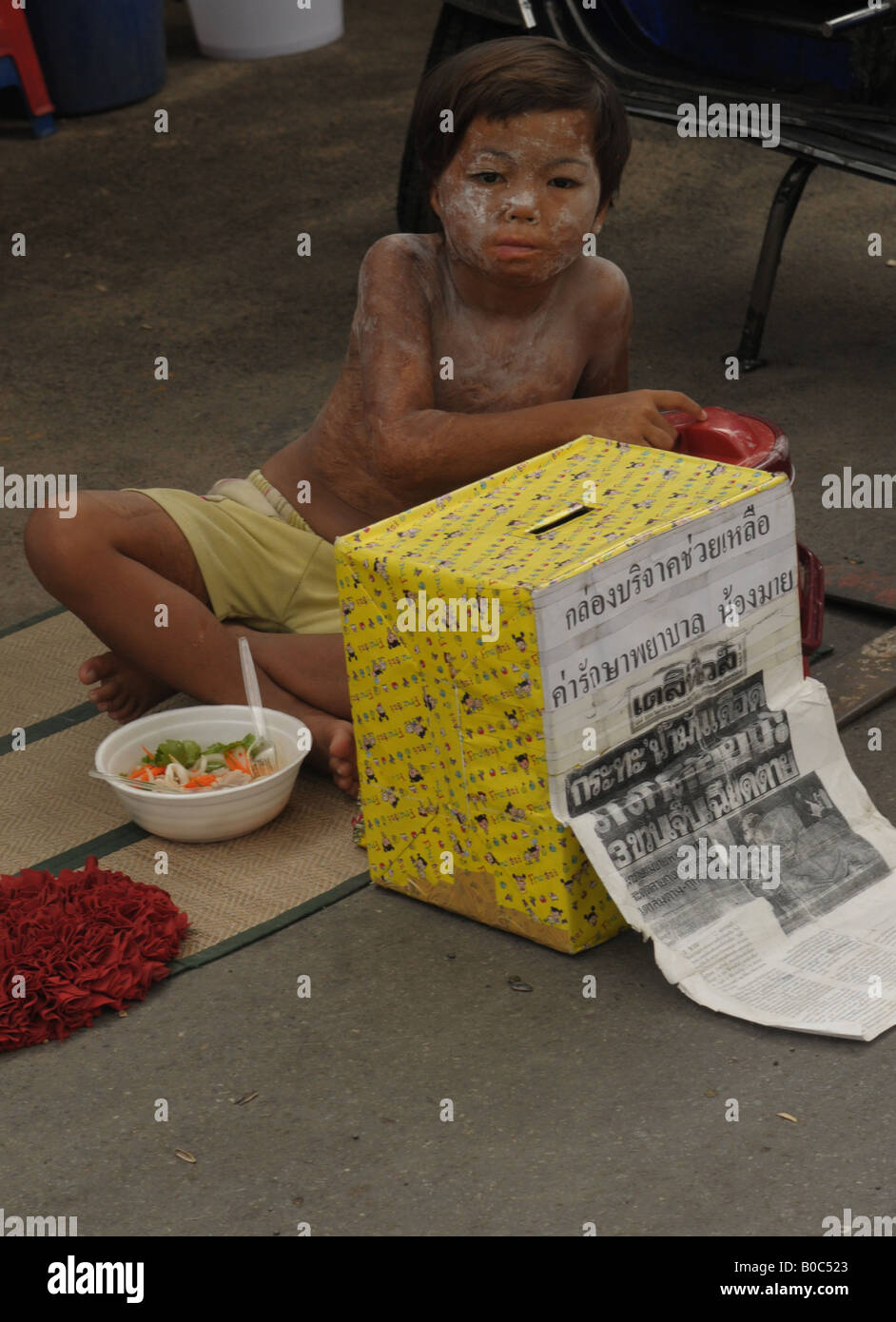 Thailand poverty child poor hi-res stock photography and images - Alamy