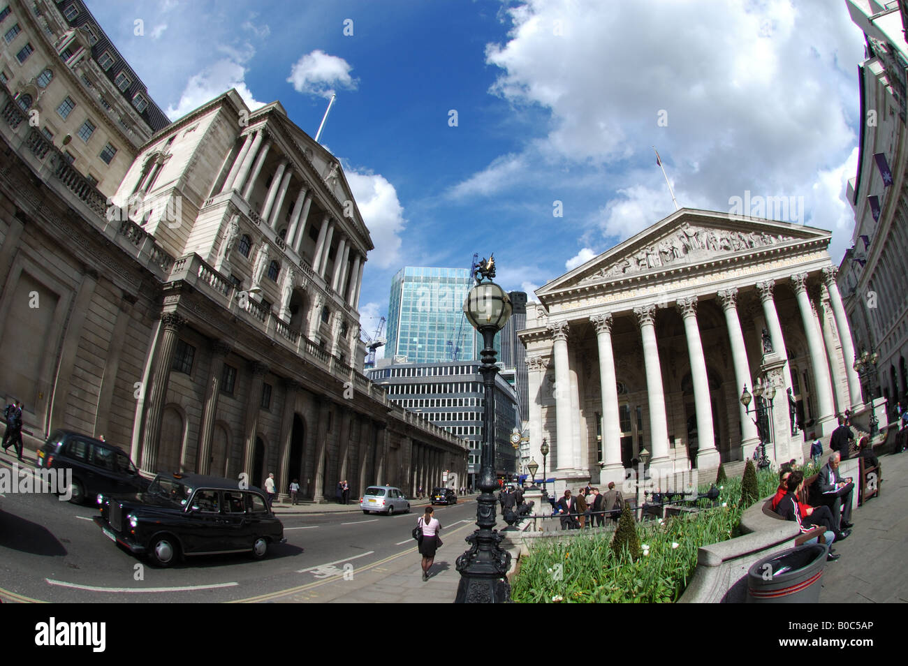 Bank of england royal exchange hi-res stock photography and images - Alamy