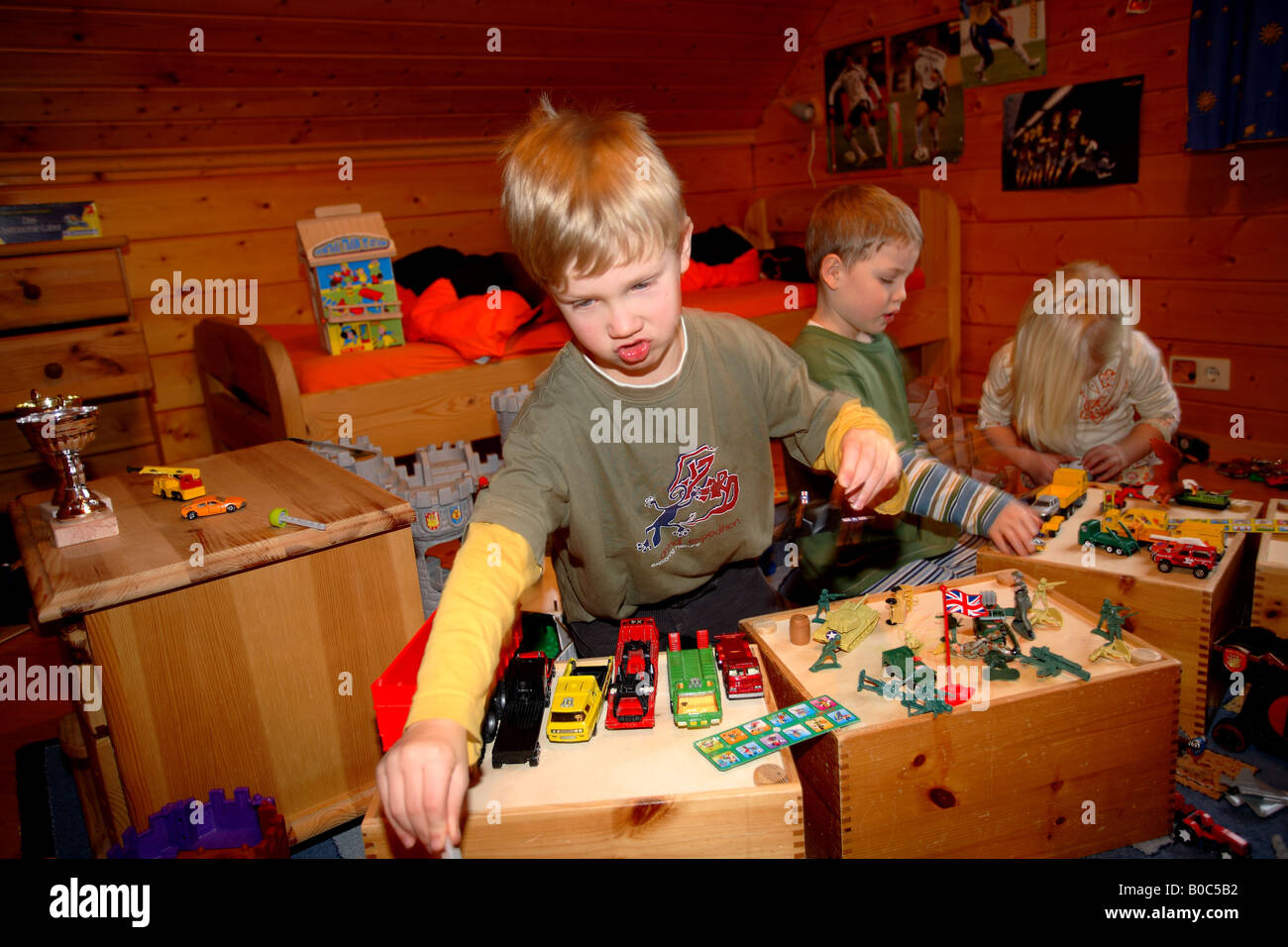 children playing inside Stock Photo - Alamy