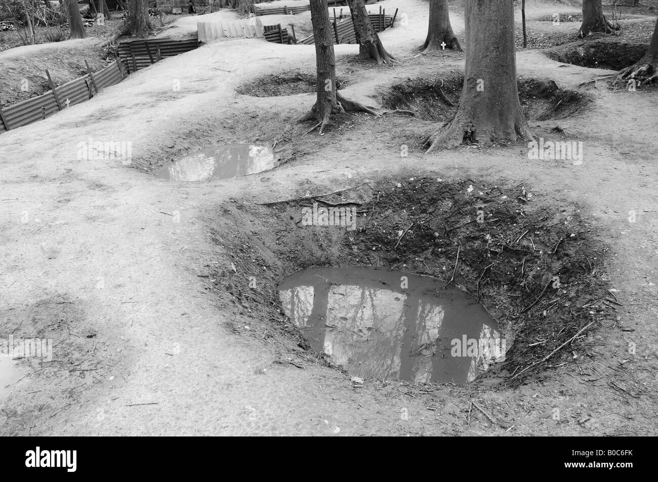 Shell craters hi-res stock photography and images - Alamy