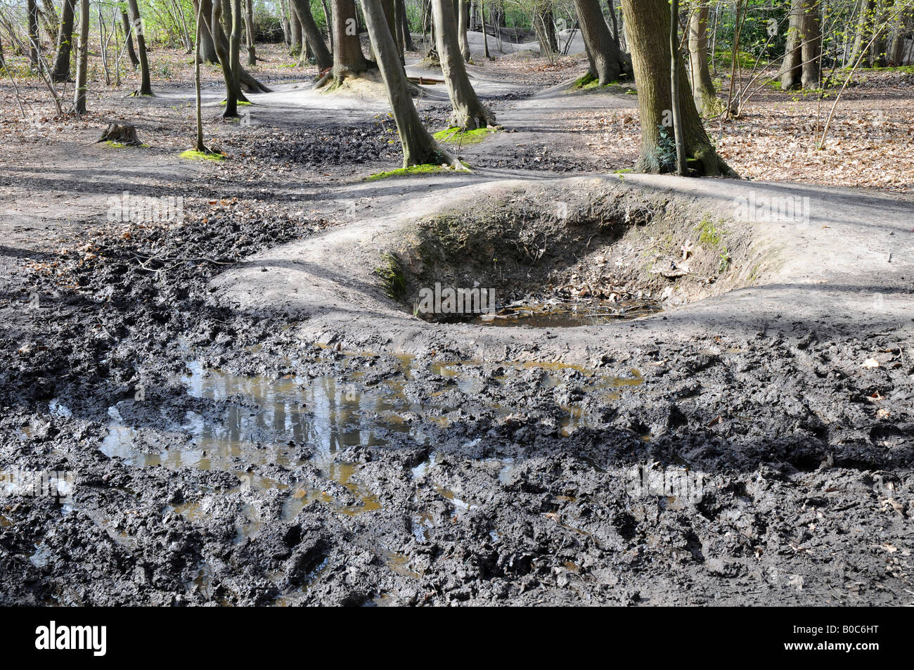Shell craters hi-res stock photography and images - Alamy