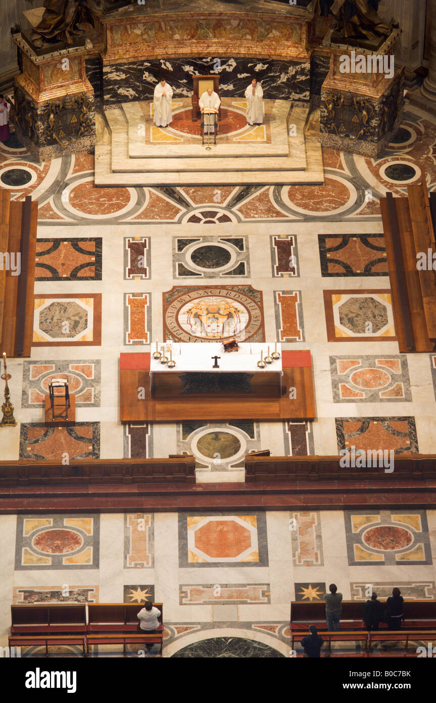 Religious service at St Peter's basilica in Rome Stock Photo - Alamy