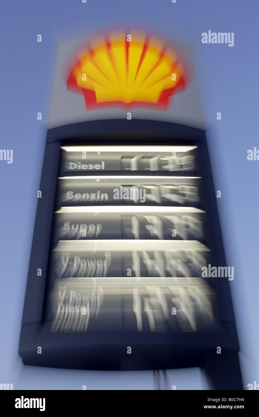Petrol indicator at a petrol station in Berlin, Germany Stock Photo - Alamy