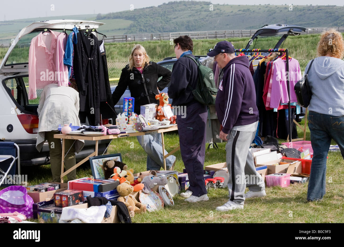 Car boot sale and uk hi-res stock photography and images - Alamy