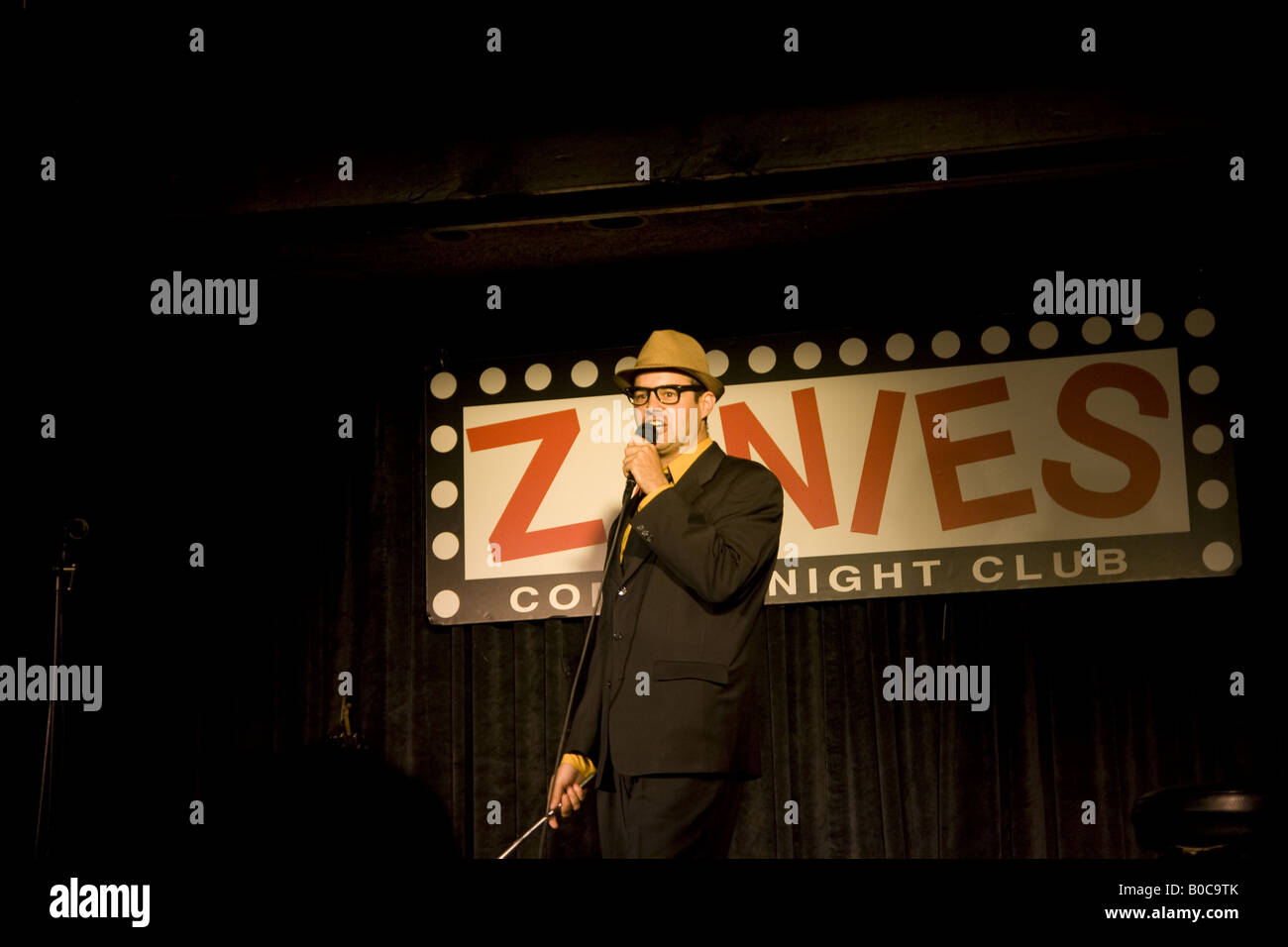 Chicago illinois comedian hi-res stock photography and images - Alamy