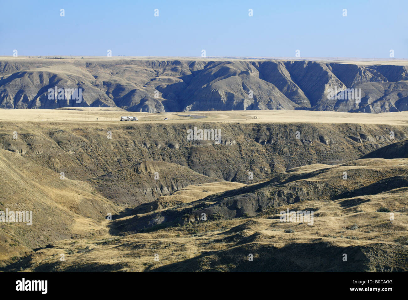 Mixed grass prairie at saskatchewan hi-res stock photography and images ...