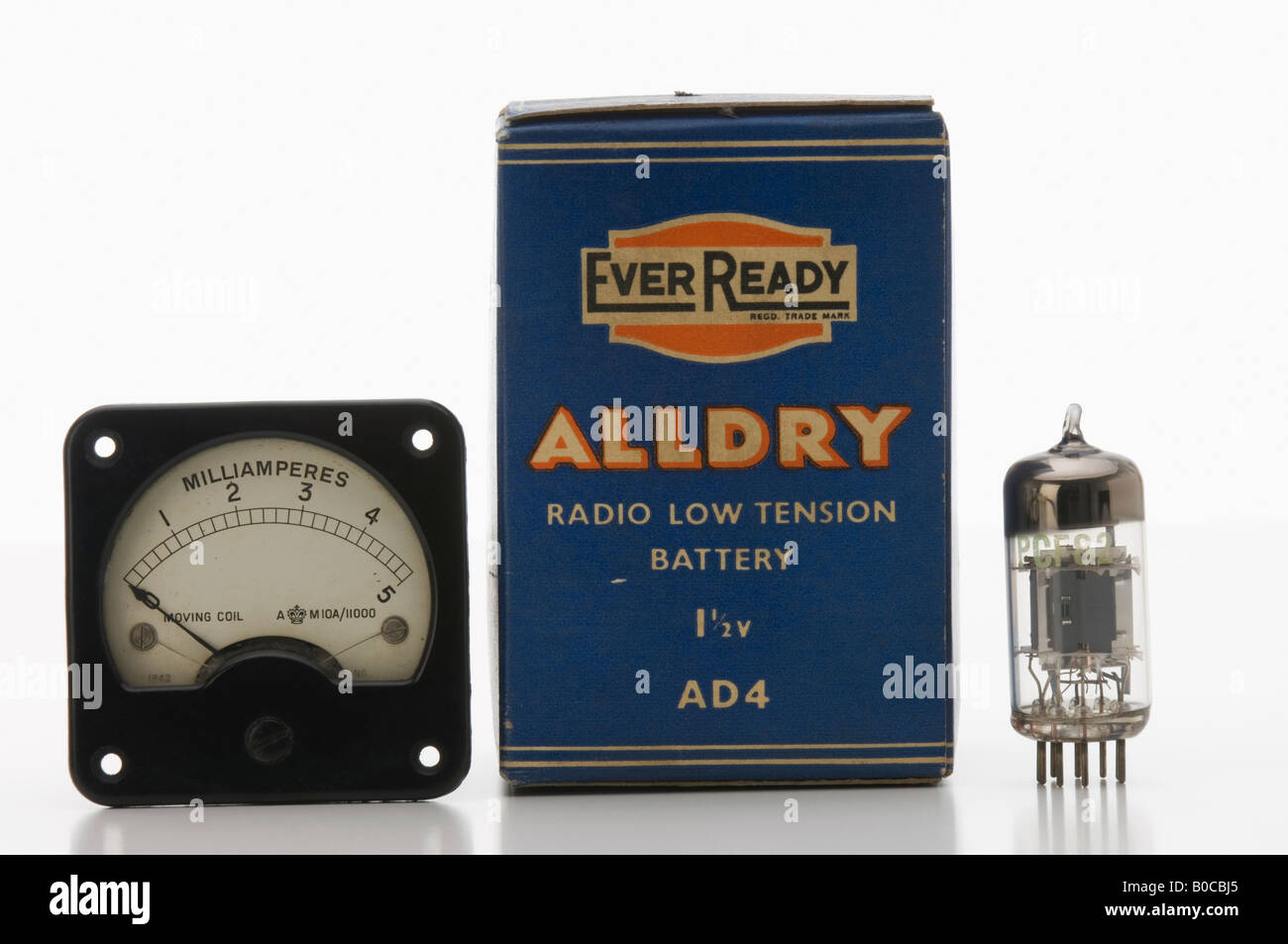 Old tv valve close up hi-res stock photography and images - Alamy