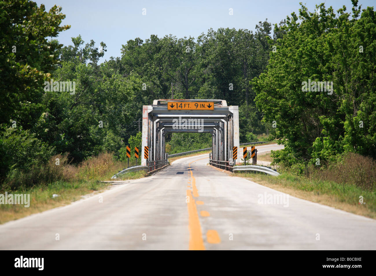 American road bridge route 66 hi-res stock photography and images - Alamy
