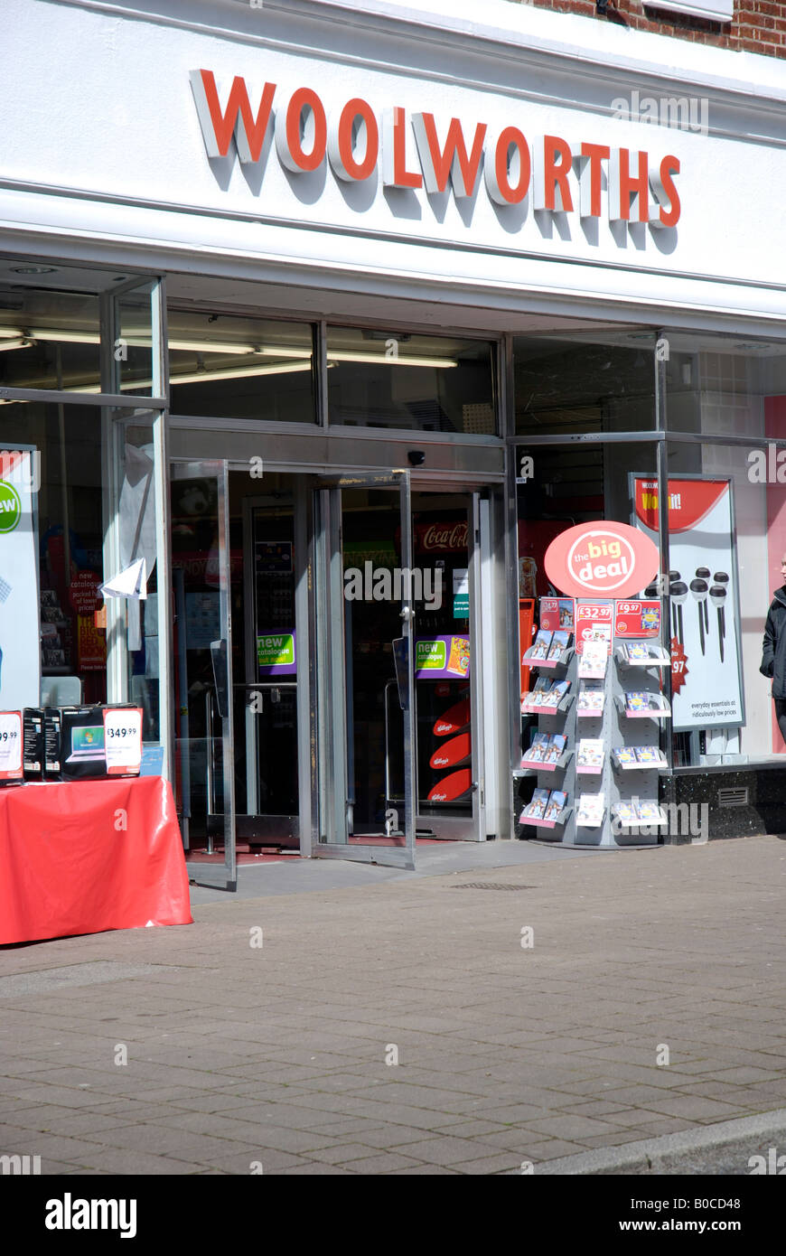 Woolworths store in a British town centre Stock Photo - Alamy