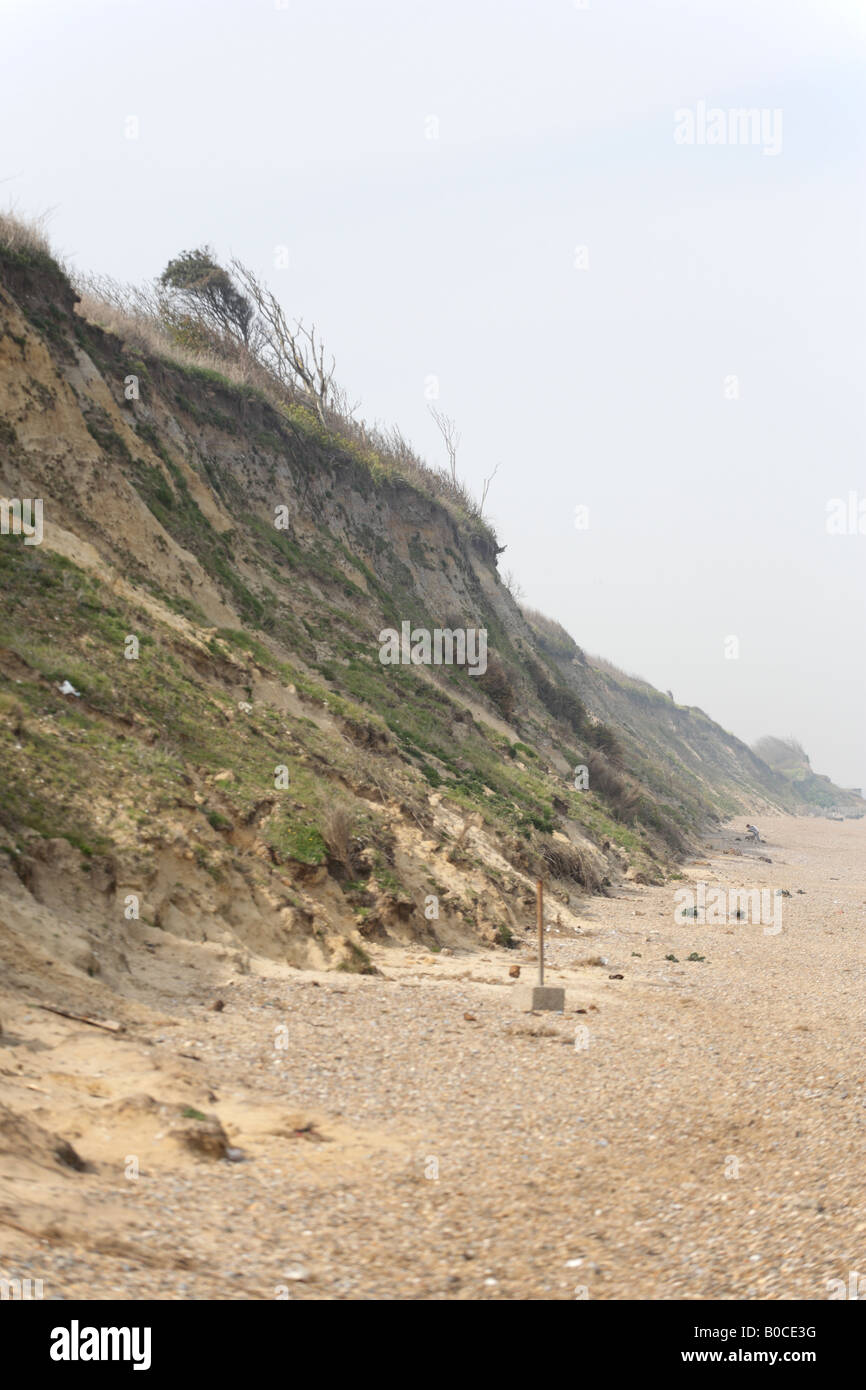 Dunwich cliffs hi-res stock photography and images - Alamy