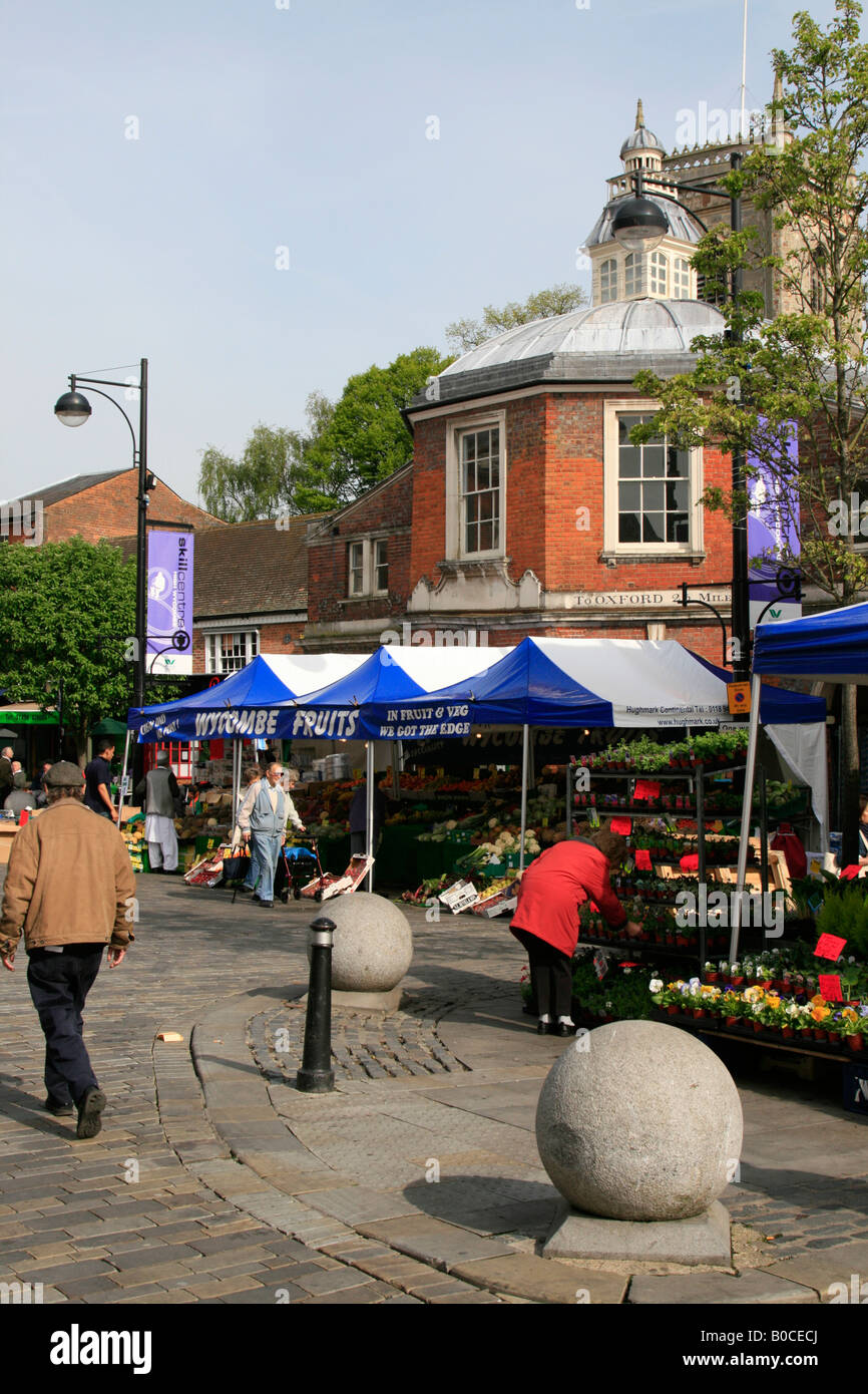 High Wycombe Town Centre Shopping High Resolution Stock Photography and ...