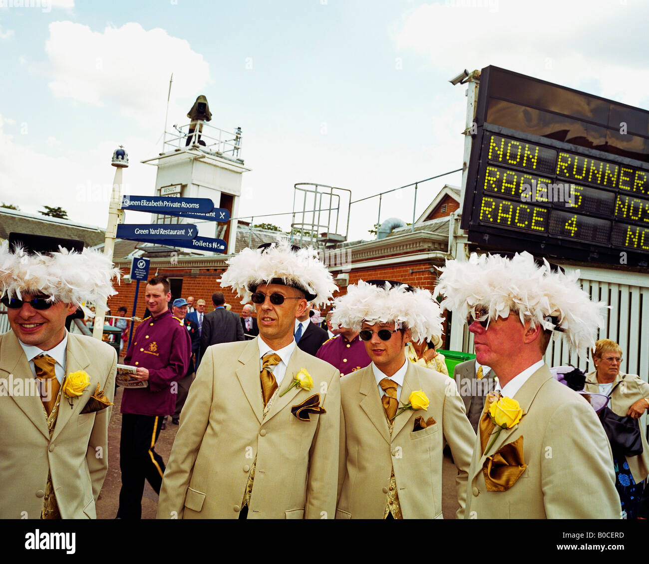 Silly hat ascot hi-res stock photography and images - Alamy