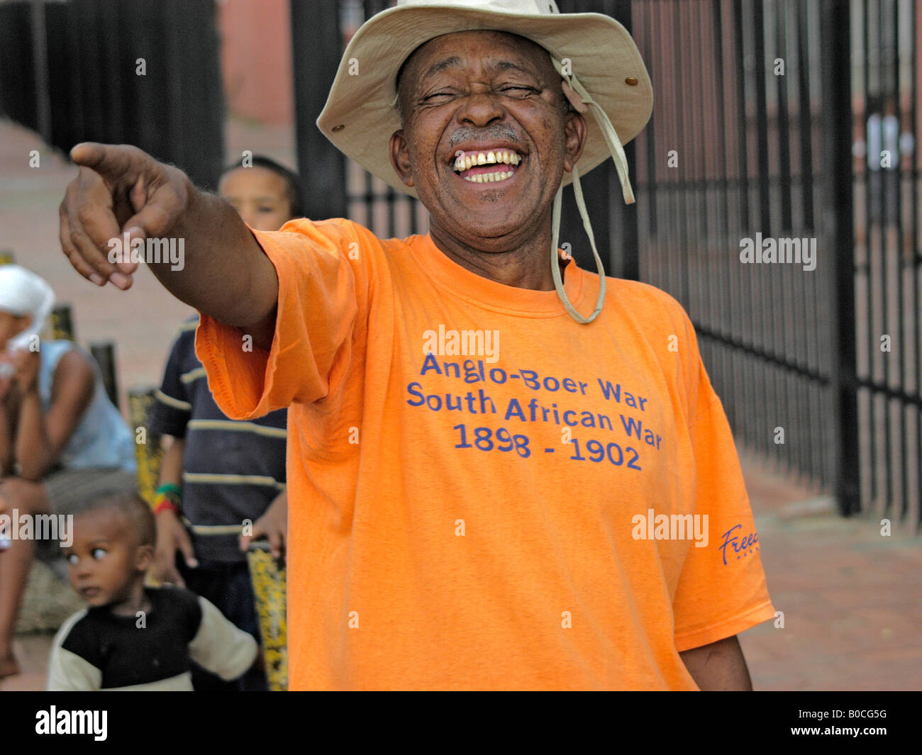 Family life in roodepan kimberley hi-res stock photography and images ...