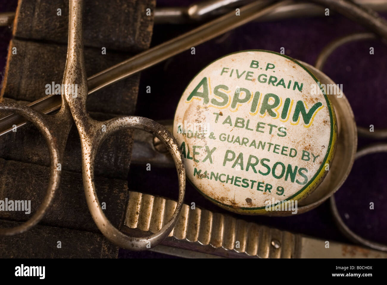 old aspirin tin arranged on surgeons pocket kit Stock Photo - Alamy