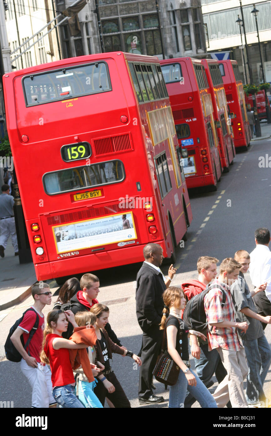 People crowd london bus hi-res stock photography and images - Alamy