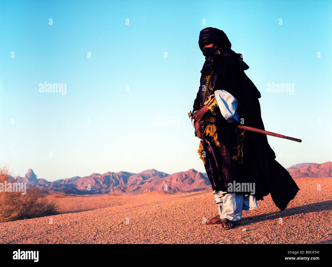 A Tuareg man is fully dressed in his traditional festive dress Stock ...